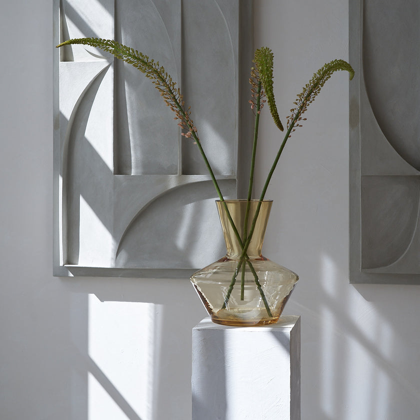 The Dae Champagne – Studio Zar